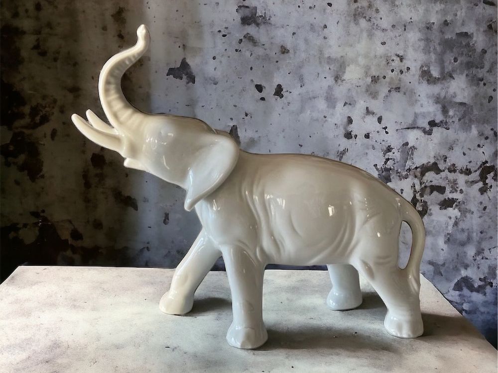 Wagner & Apfel Porzellan Elefant Weiss Figur Tier (Gebraucht) in Zürich ...