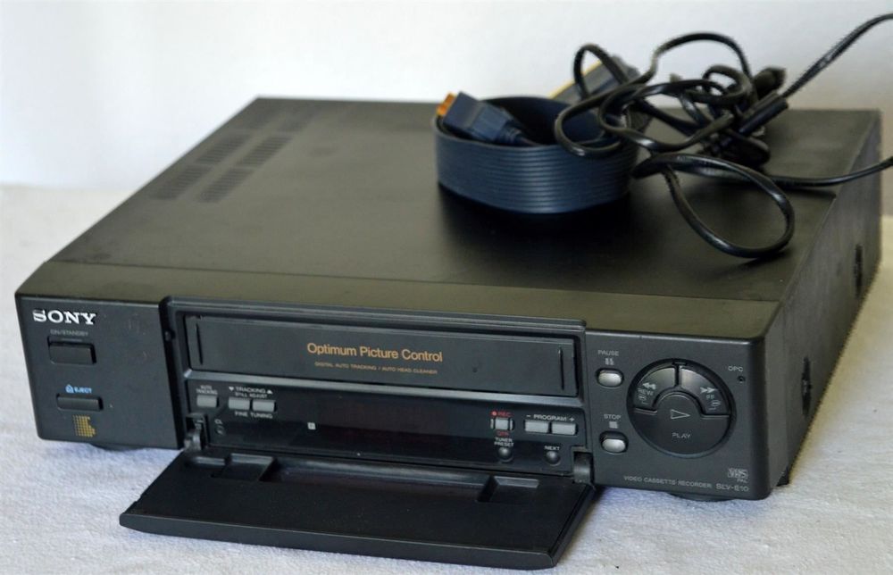 Videorecorder VHS Sony SLV-E10VP magnétoscope (Gebraucht) in Collonges ...