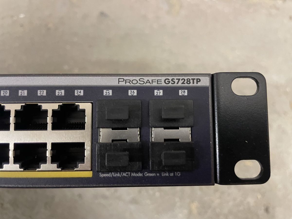 Netgear ProSafe Switch GS728TP 28 PoE+ Ports and 4 SFP Ports (Gebraucht ...