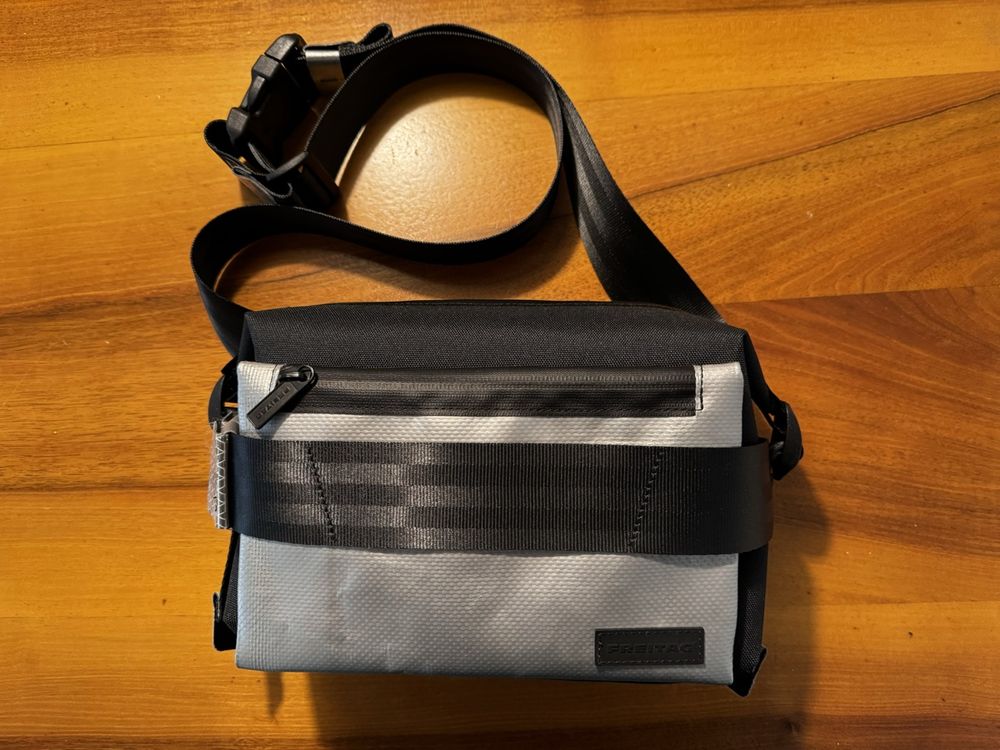 Freitag F670 WARREN Silver | Kaufen auf Ricardo
