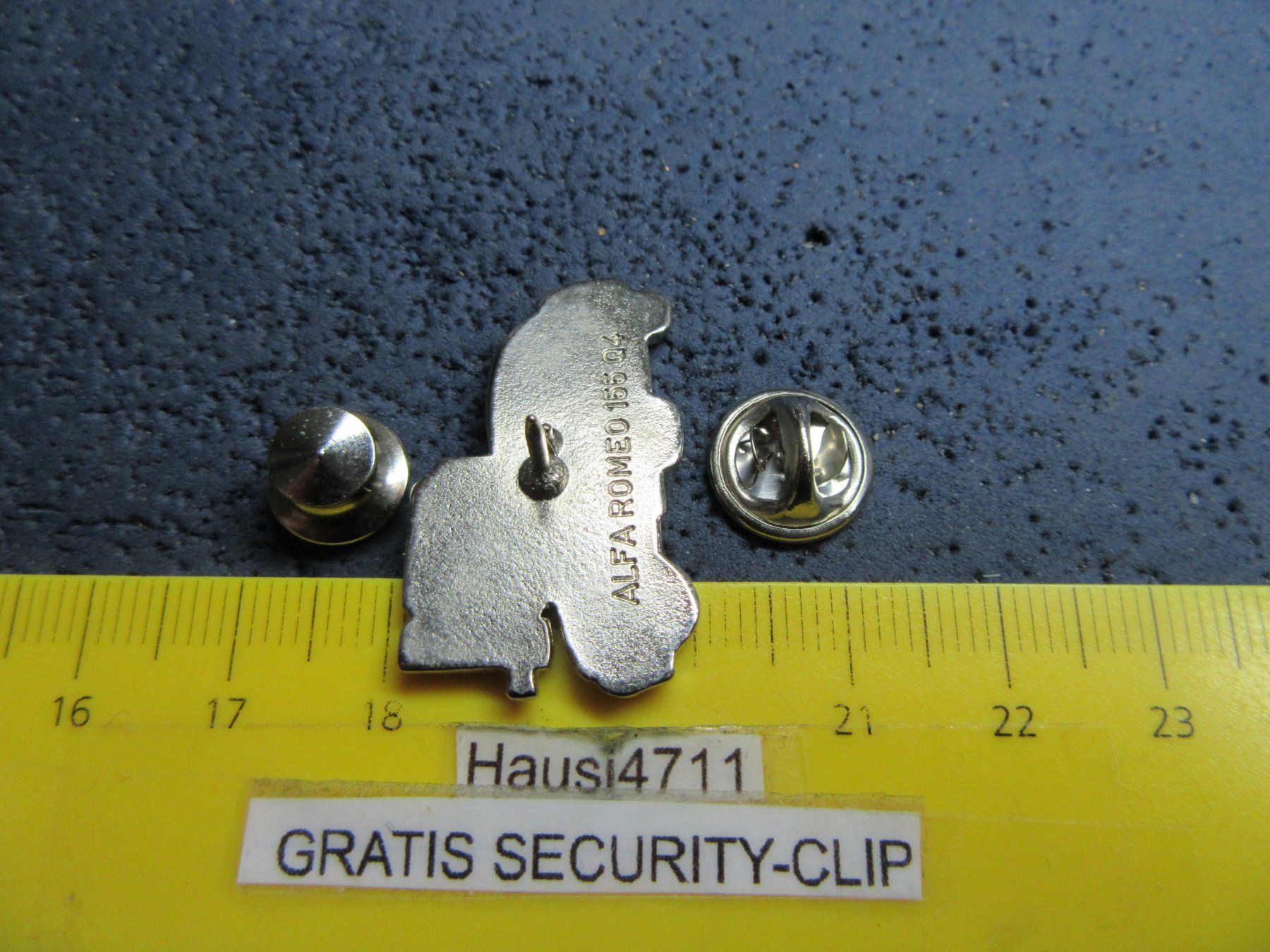 ALFA ROMEO 155 Q4 AUTO PIN GEPRÄGT LACKIERT SILBRIG GESTEMPE (Gebraucht ...