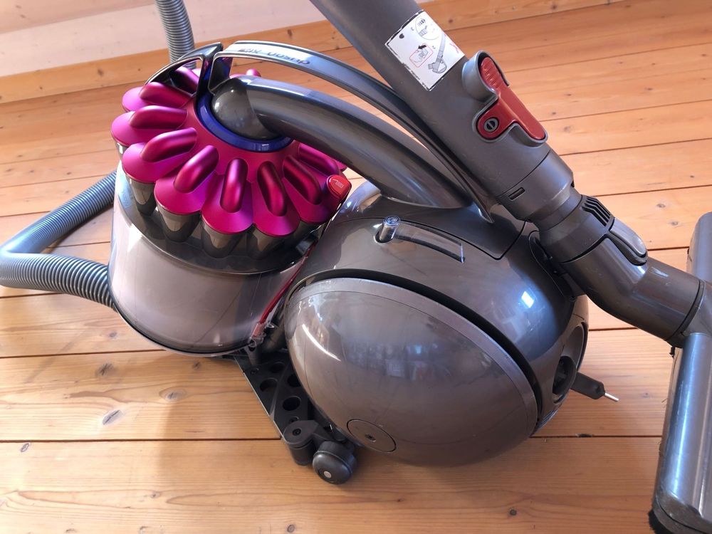 Dyson DC37 animal turbine – top Zustand (Gebraucht) in Niederneunforn für CHF 206 – mit ...
