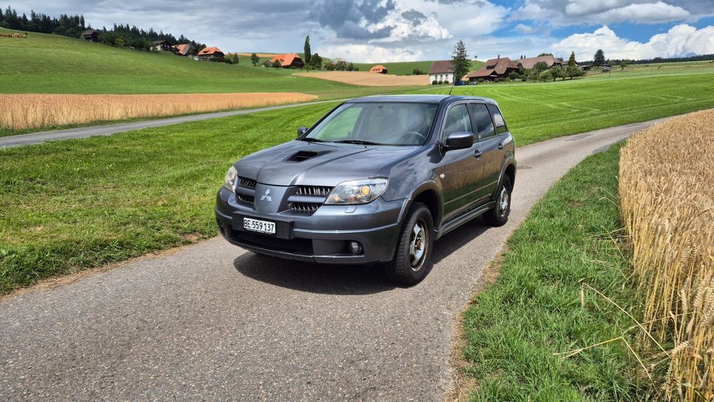 Mitsubishi Outlander 2.0 Turbo 4x4 mit MFK (Gebraucht) in Oberthal für ...
