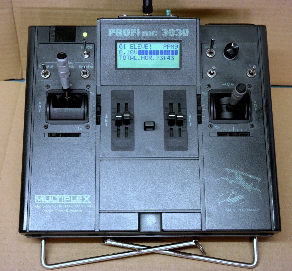 Multiplex Profi MC 3030 Fernsteuerung 2.4GHz 9 Kanal (Gebraucht) in ...