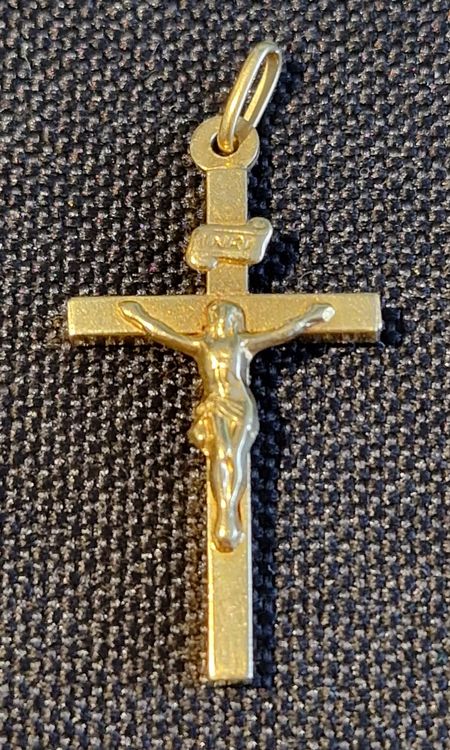 Goldanhänger / Jesus am Kreutz / 2.17g / 18 Karat (Gebraucht) in Zizers ...