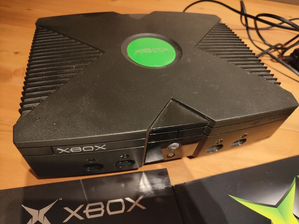 Original Xbox Konsole mit Zubehör (Gebraucht) in Berg am Irchel für CHF ...
