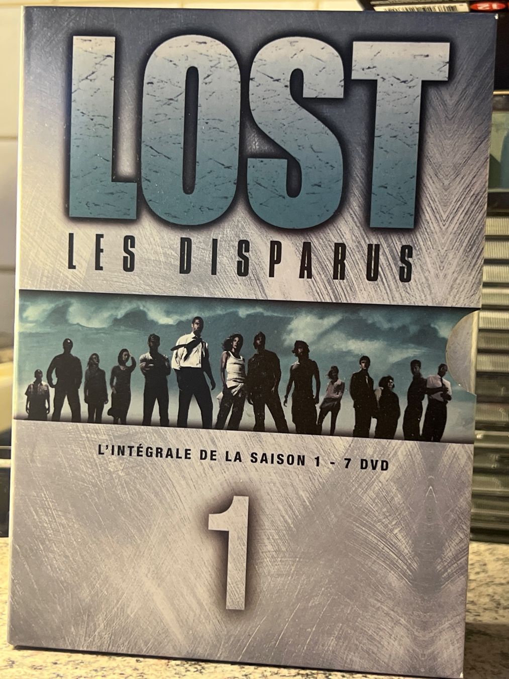 Série TV LOST Saison 1 2 3 (D'occasion) à St imier pour CHF 6 – avec ...