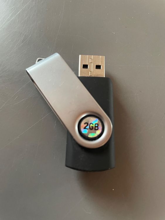 2 GB USB Stick (Gebraucht) in Birmenstorf AG für CHF 1 – mit Lieferung ...