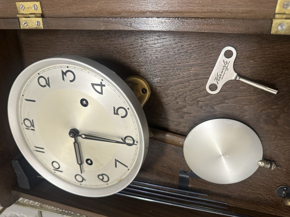 Kienzle Pendeluhr – mechanische Wanduhr mit Pendel (Gebraucht) in ...