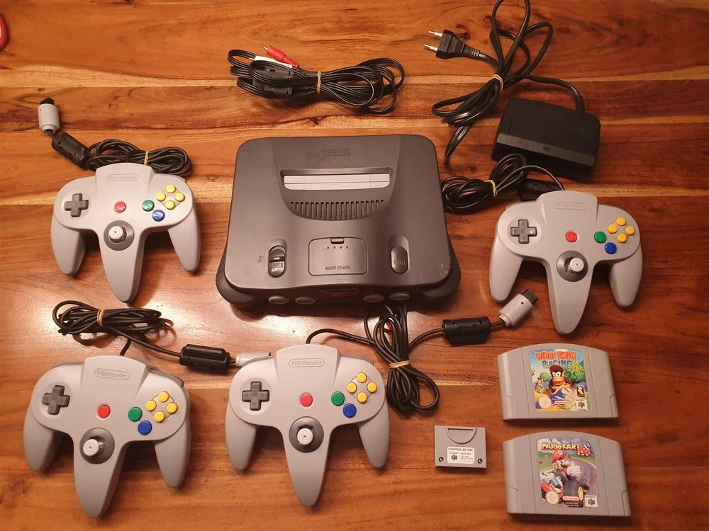 Nintendo 64 / 4 Player Set + 2 Games (Gebraucht) in für CHF 202 – mit ...