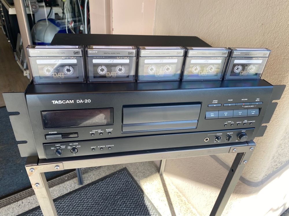 TASCAM DA-20 DAT Recorder + 5x Sony DAT Kassetten | Kaufen auf Ricardo
