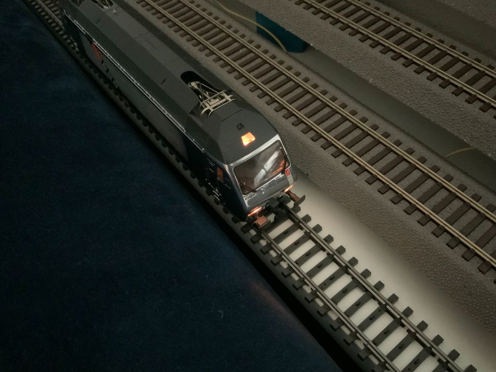 Hag 070 AC Re 460 Chrom SBB Jubi mit Märklin Decoder 6090 (Neu (gemäss ...