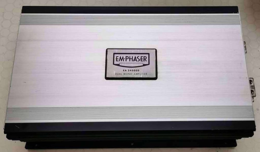 Emphaser EA24000D - 9000Wrms - dual monoblock (D'occasion) à Corcelles ...