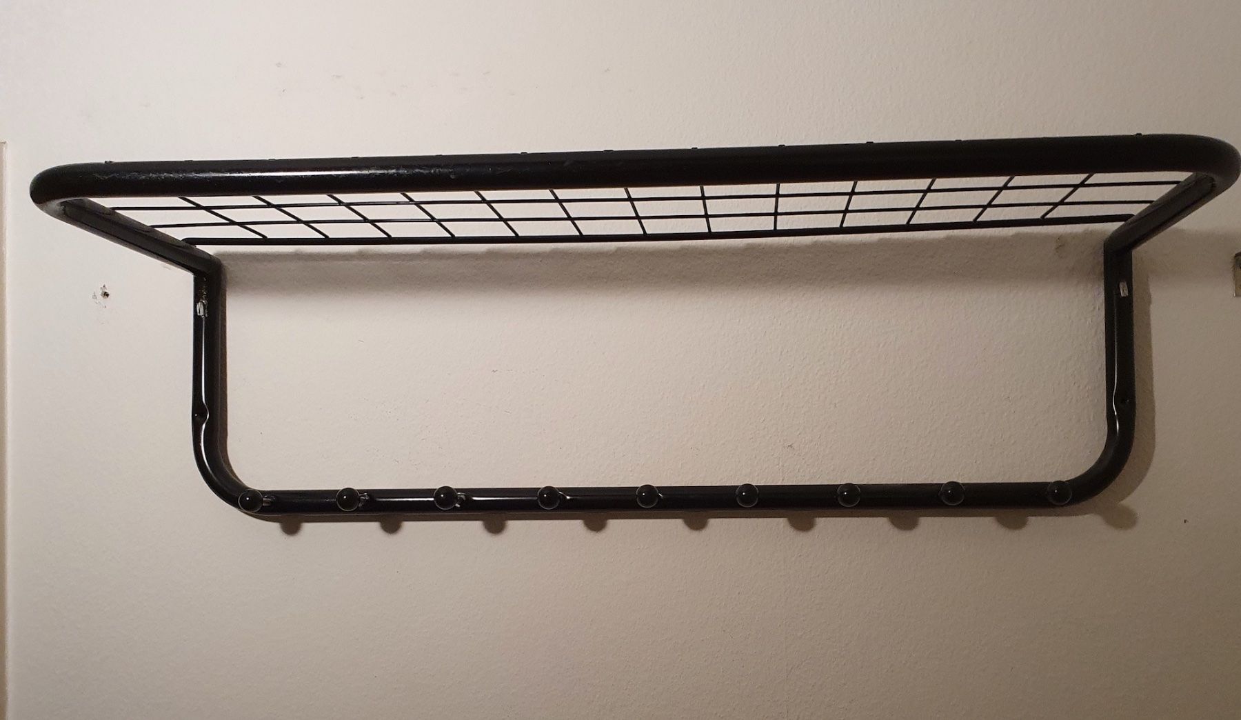 Hutablage / Garderobe-Element aus Metall (guter Zustand) (Gebraucht) in ...