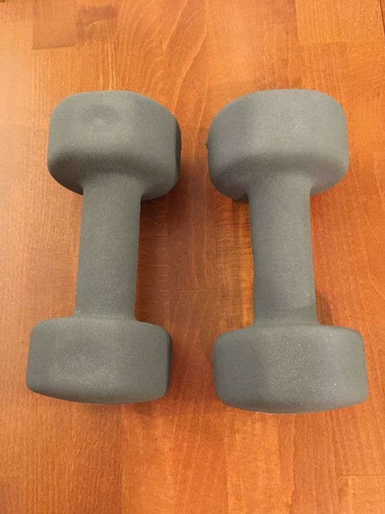 2 Hanteln & Hand-Zugband | Kaufen auf Ricardo