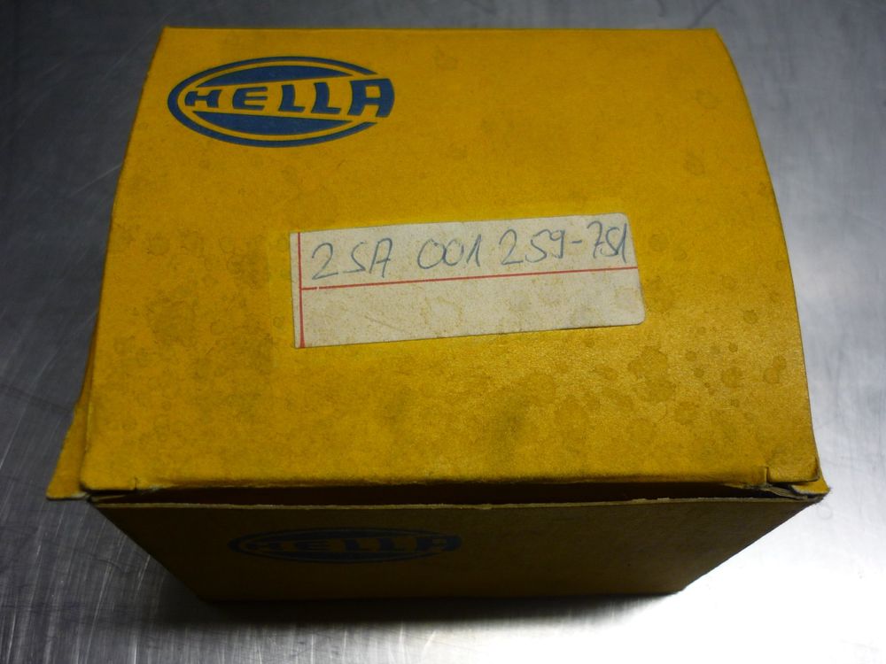 Hella Positionsleuchten/ Schlussleuchten 2SA 001 259-751 | Kaufen auf ...