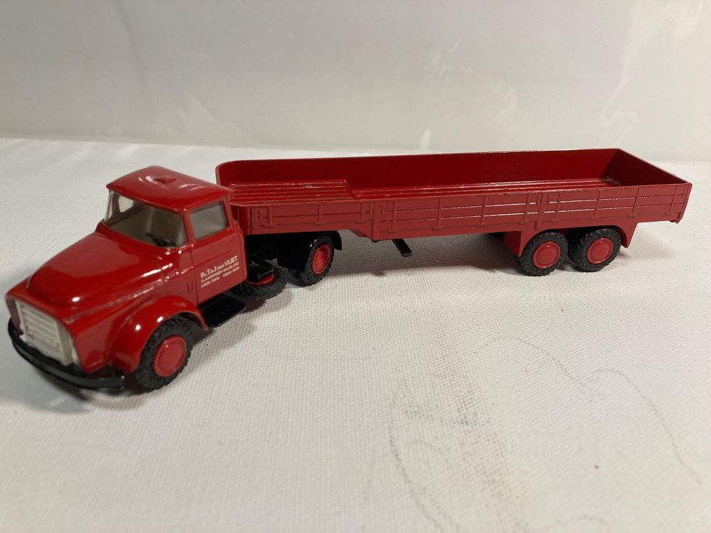 Modellautos & Hobby (Gebraucht) in Magden für CHF 15 – mit Lieferung auf Ricardo kaufen