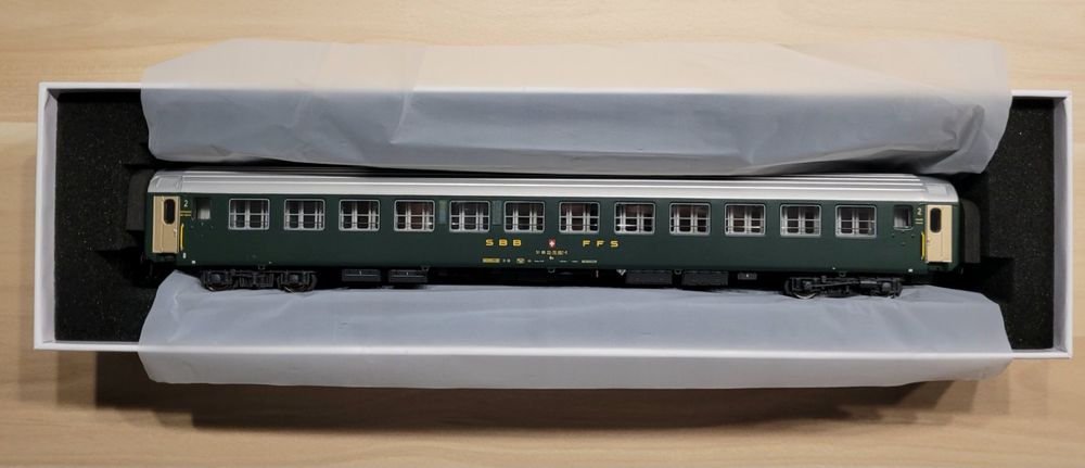 LS Models 9728 SBB CFF FFS UIC-X RIC Personenwagen Bm H0 DC (Neu und originalverpackt) in ...
