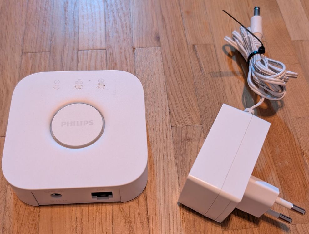 Philips Hue Bridge v2 (Gebraucht) in Zürich für CHF 8 – mit Lieferung ...
