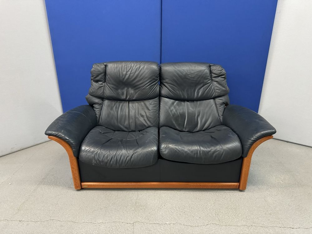 Stressless 2er Ledersofa dunkelblau (Gebraucht) in Bern für CHF 100 – nur Abholung auf Ricardo ...