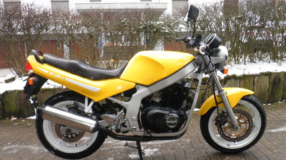 Die Suzuki Gs 500 Ein Zeitloser Klassiker Mit Eleganz Und Charme