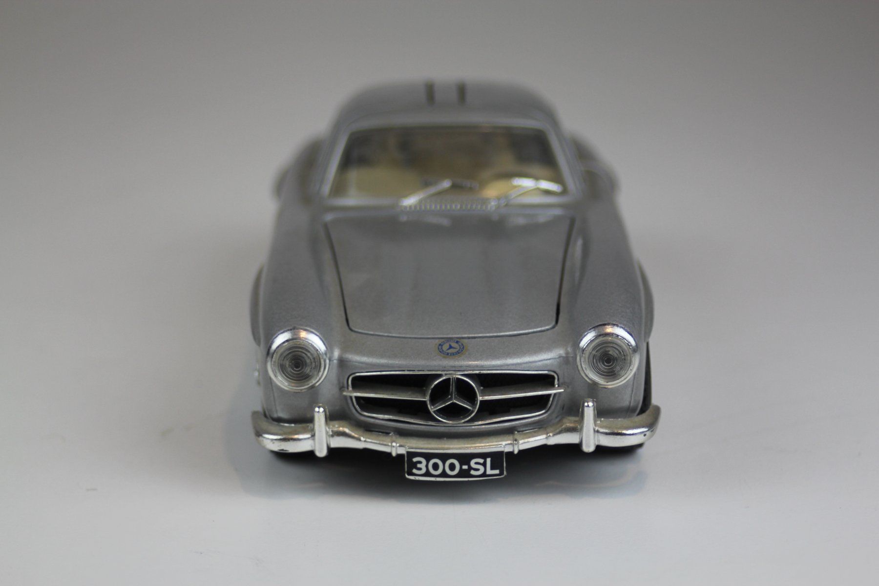 Mercedes-Benz 300 SL Bburago (Gebraucht) in Basel für CHF 1 – mit ...