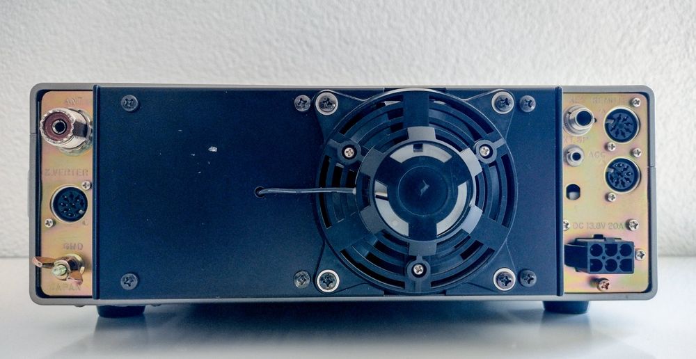 Kenwood TS-430S + PS-430 (Defekt) in Zürich für CHF 201 – nur Abholung ...