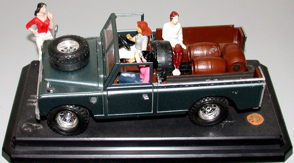 Land Rover 110 Pick-Up DIORAMA UNIKAT BBURAGO 1:24 | Kaufen auf Ricardo