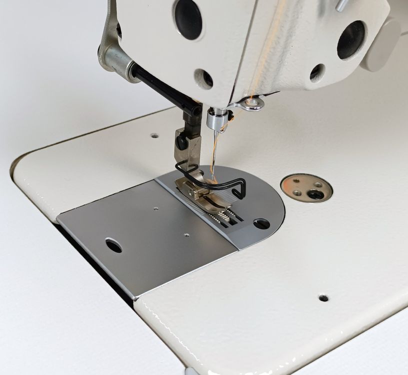 Industrienähmaschine JUKI DLN-9010A Neu (Neu und originalverpackt) in Rehetobel für CHF 3190 ...