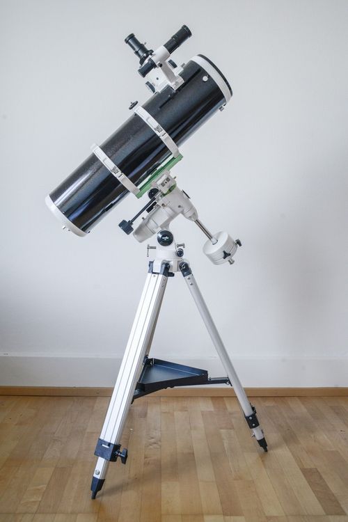 Teleskop SkyWatcher Explorer 150P mit EQ3-2-Montierung (Gebraucht) in ...