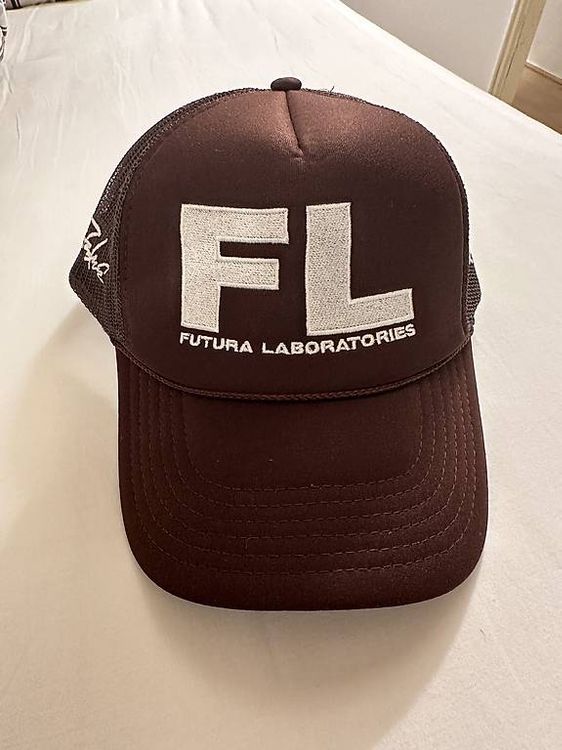 Travis Scott Cap (Neu und originalverpackt) in Trimmis für CHF 85 – mit ...