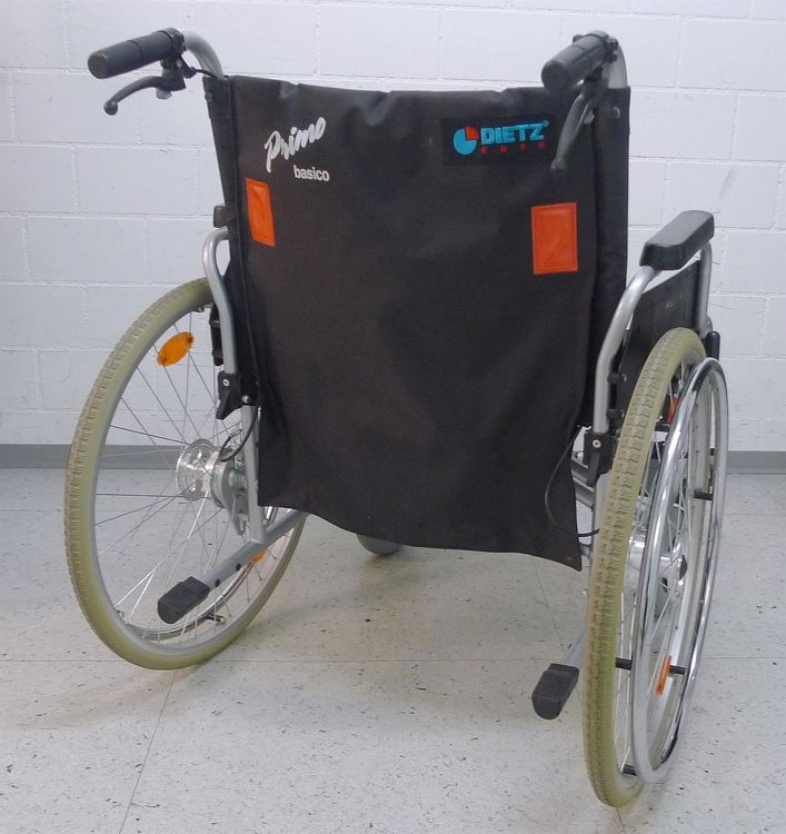 Rollstuhl Dietz SB 57 cm, TB, bis 150 kg (Gebraucht) in Lengnau für CHF 309 – mit Lieferung auf ...