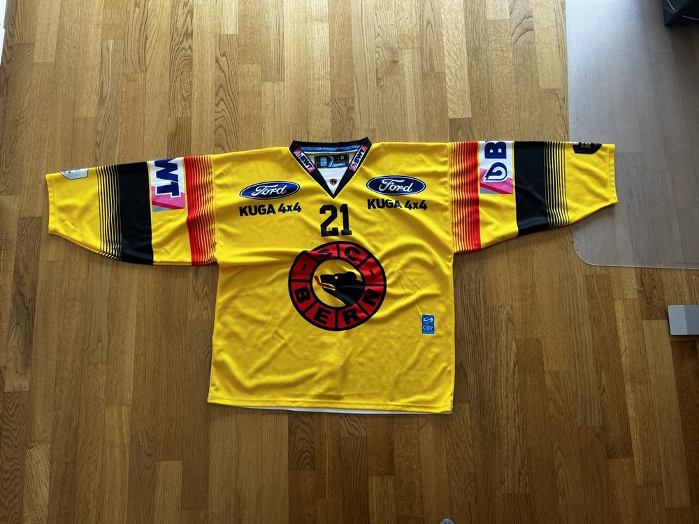SC Bern Matchworn Trikot #21 Simon Moser + Unterschrift (Gebraucht) in ...