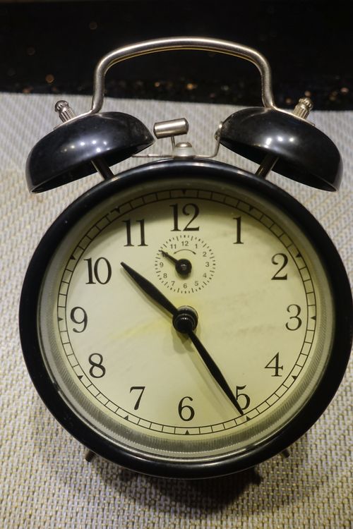 alter Wecker - macht garantiert wach :-) | Kaufen auf Ricardo