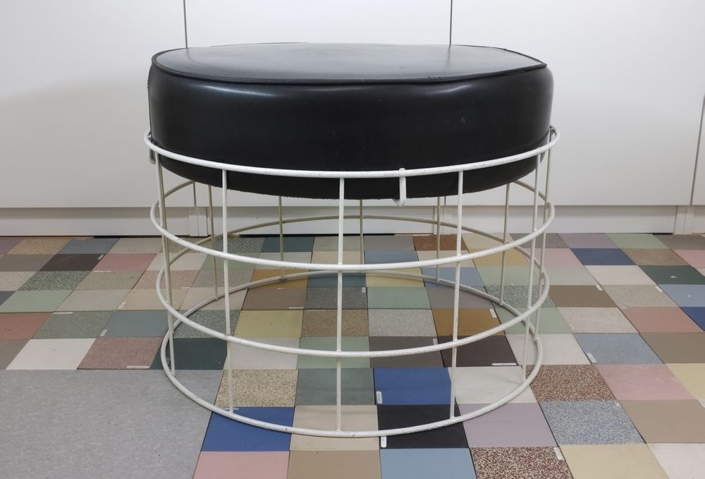 Hocker T1 Original Verner Panton Dänisches Design 50er (Gebraucht) in Basel für CHF 460 – mit ...