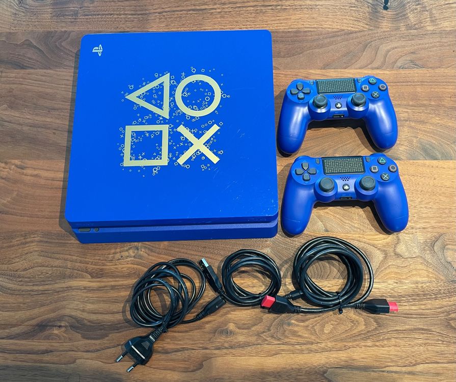 PS4 Slim 500GB Limited Edition mit zwei Controller (Gebraucht) in für ...