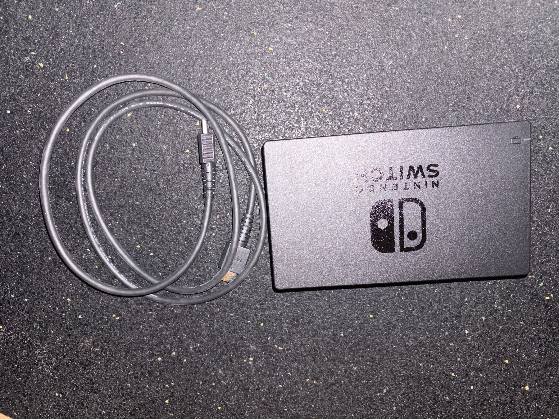 Nintendo Switch Konsole + 2 Spiele & Zubehör, (2. Joy-Con) (Gebraucht ...