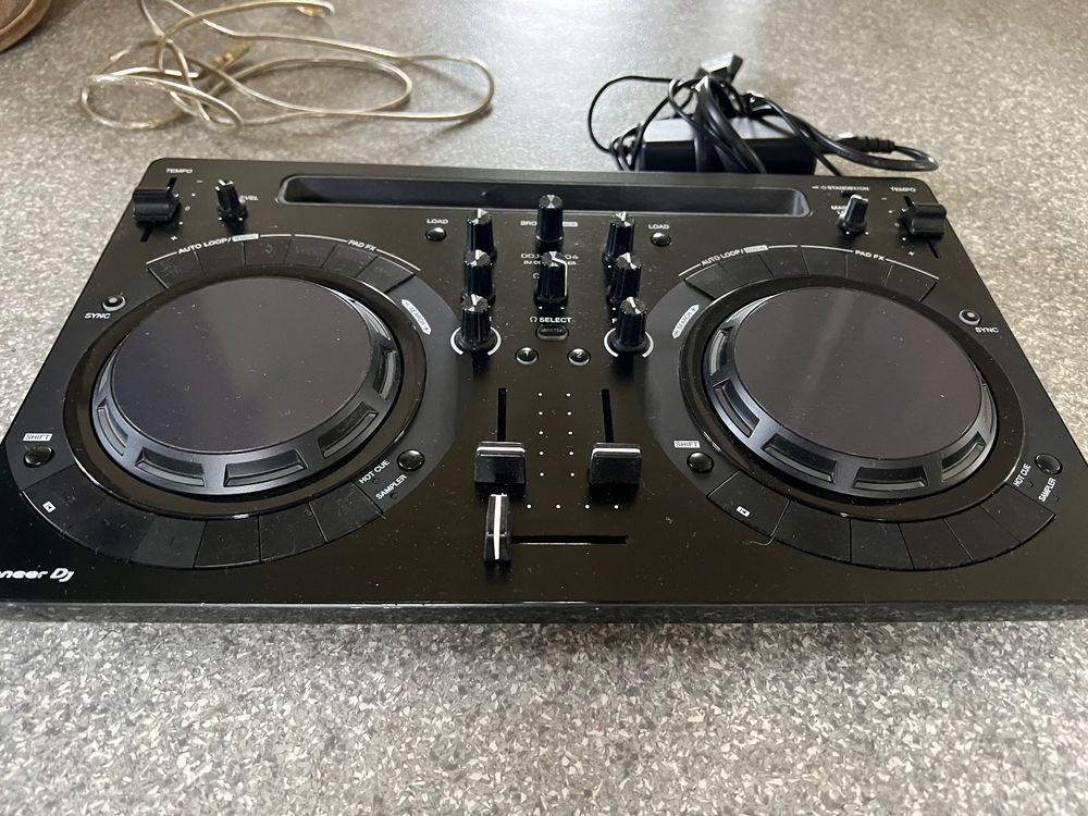 Pioneer dj to go (Gebraucht) in Gelterfingen für CHF 87 – mit Lieferung ...