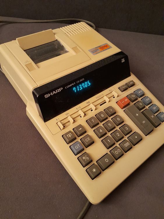 Sharp Tisch Rechner, Oldschool, Vintage, Elektrosammelsurium (Gebraucht) in Steffisburg für CHF ...