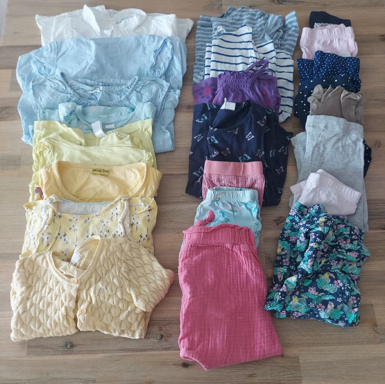 23 Teile Kleider Set Mädchen Gr. 92 Sommer (Gebraucht) in Basel für CHF ...
