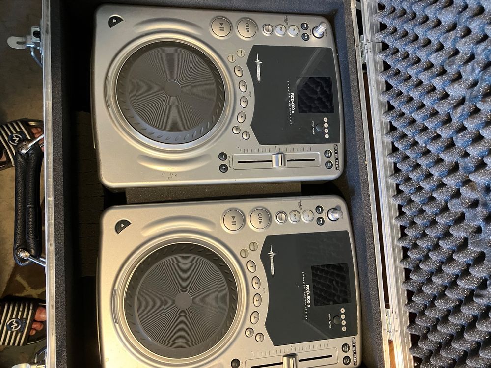Reloop Table Top CD Player RCD-800s/2 Mal (Neu (gemäss Beschreibung ...