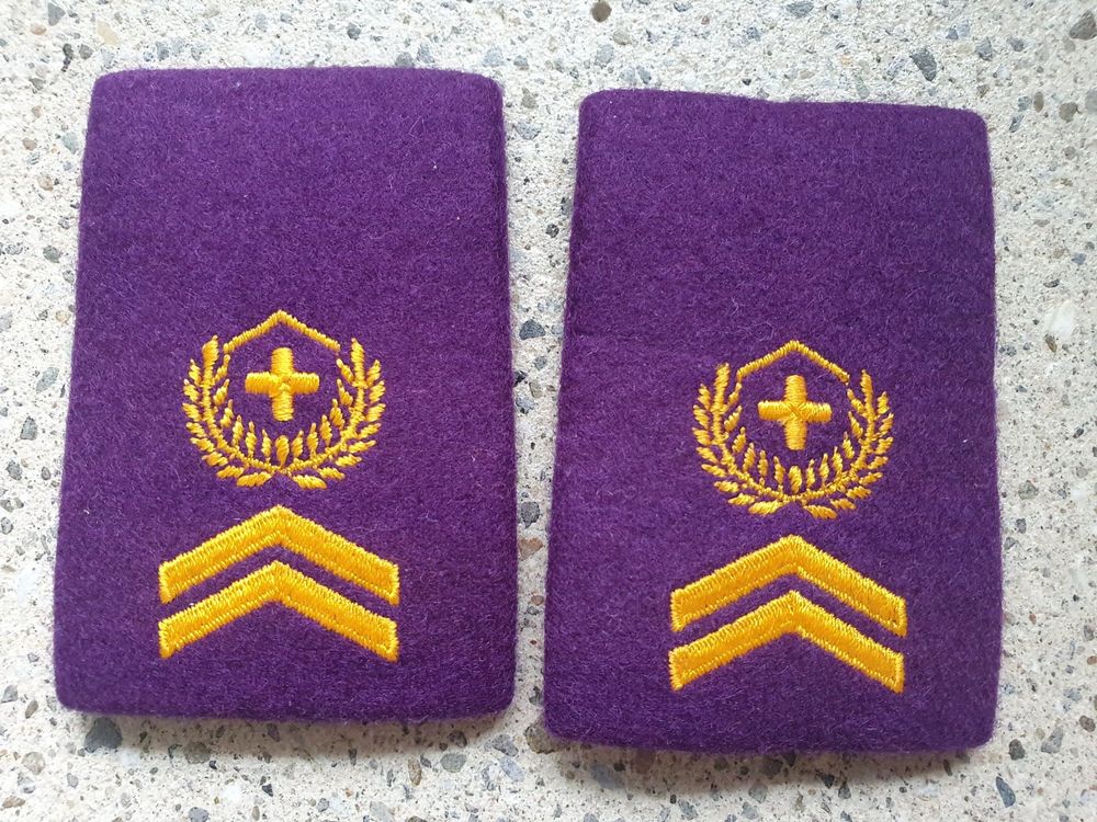 Patten Feldweibel Militärjustitz (Neu und originalverpackt) in Riedholz ...