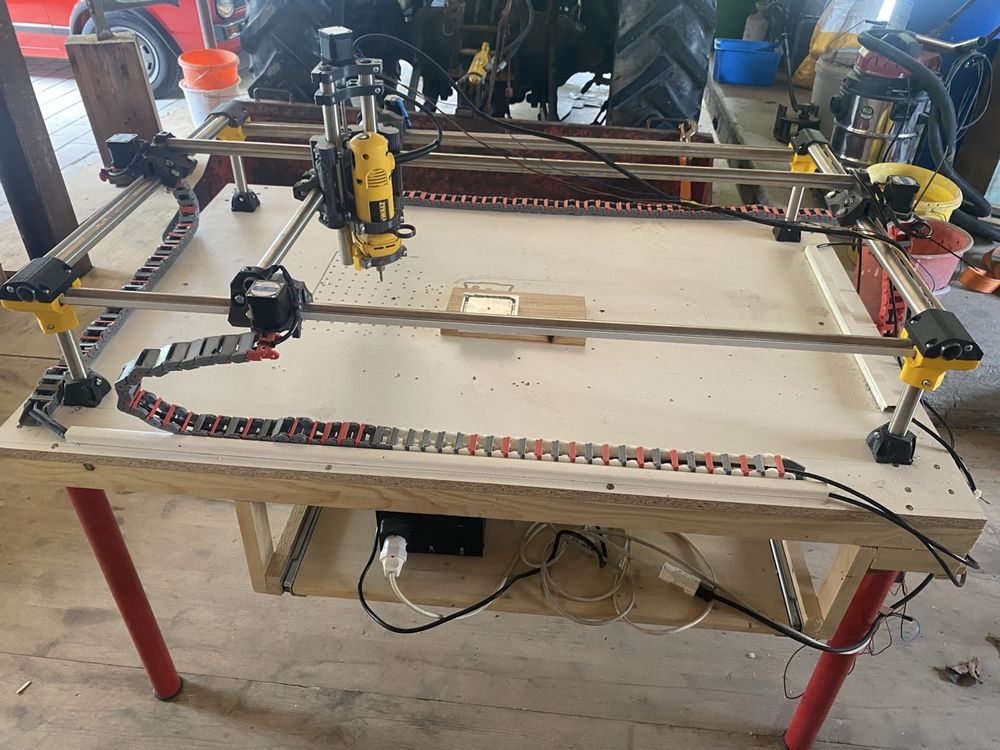 MP CNC Fräse (Gebraucht) in Rothenbrunnen für CHF 150 – nur Abholung ...