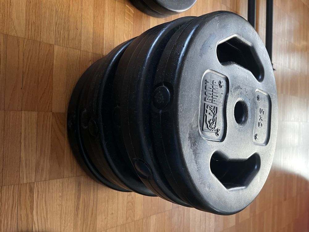 Fitness Hanteln + Gewichte (Gebraucht) in Zürich für CHF 22 – nur ...