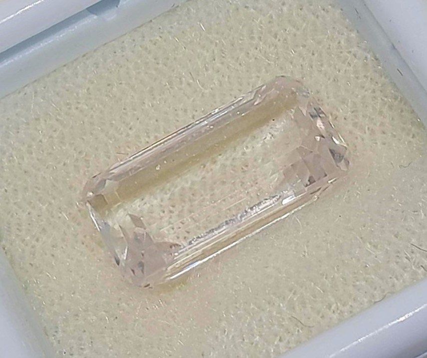 Promo Kunzite claire (spodumène) 6.72 ct - Valeur 270.- Fr (Neuf (Voir ...