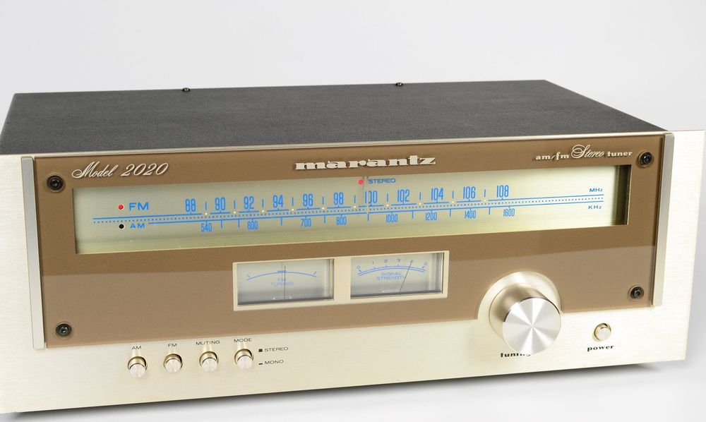 Marantz Model 2020 Tuner Radio ab 1.- Fr. (Gebraucht) in Winkel für CHF ...