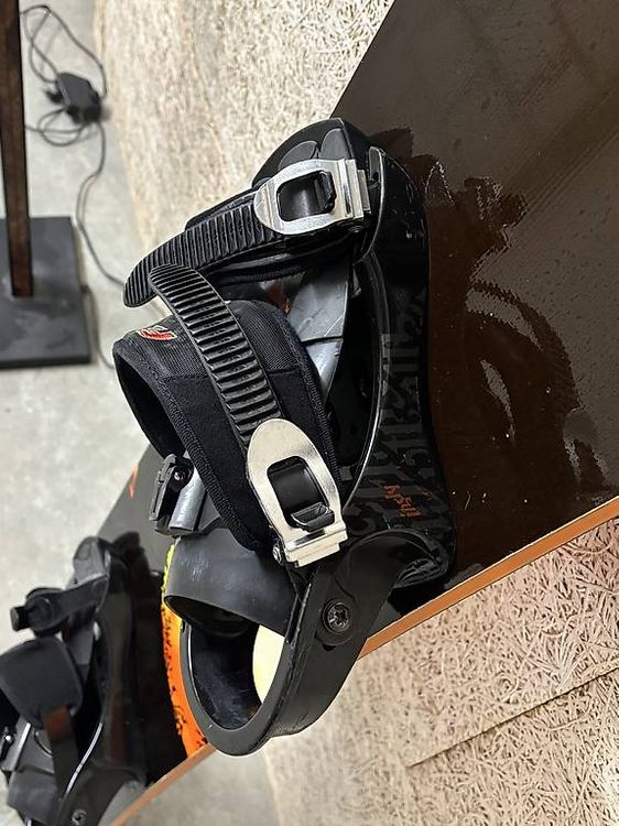 Snowboard mit Bindung ? 160 cm Länge / 27 cm Breite (Gebraucht) in ...