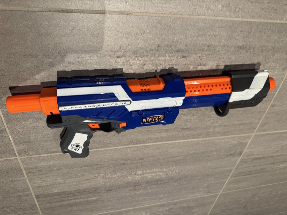 Nerf Alpha Trooper CS-12 Dart Blaster - Great Condition! (Gebraucht) in ...