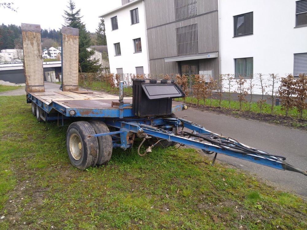 Tiefgänger mit Rampen, Anhänger (Gebraucht) in Ebmatingen für CHF 6000 – nur Abholung auf ...