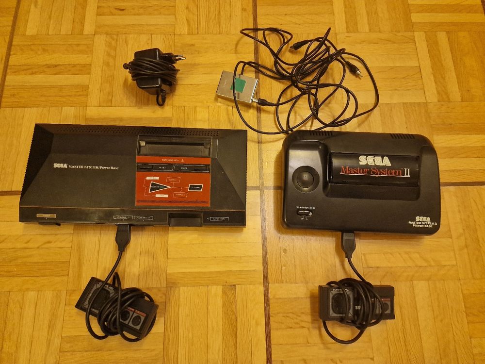 SEGA Bundle - Master System I & II und Mega Drive I & II (Gebraucht) in ...